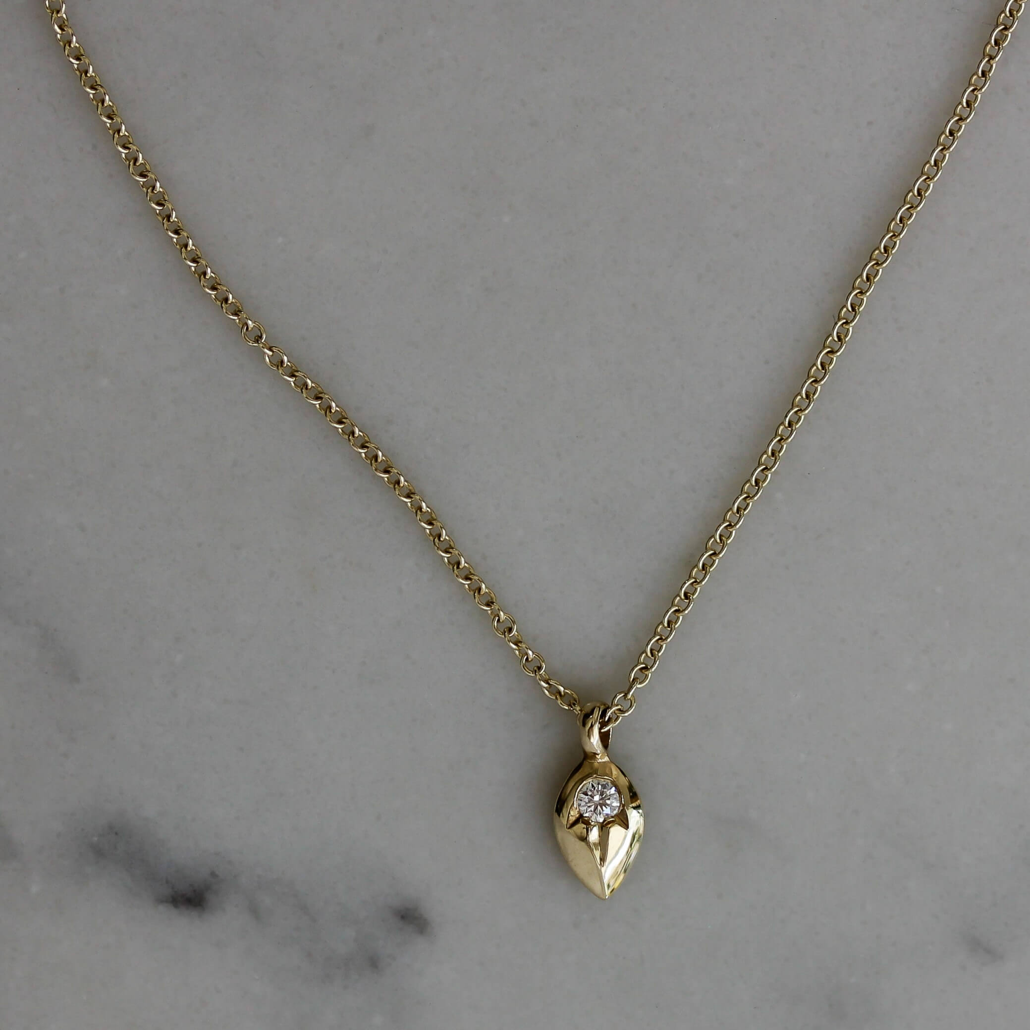 שרשרת ויטה דקה זהב 14K – She-Ra Jewelry